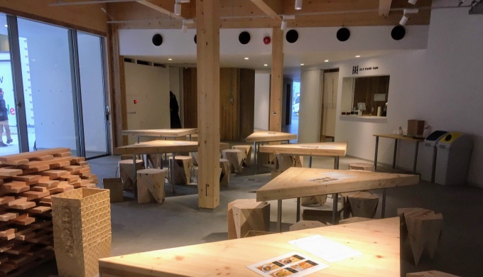 CLT PARK CAFEで子連れランチ【謎の木のオブジェクトの正体は？】 | くまの助の子育てブログ